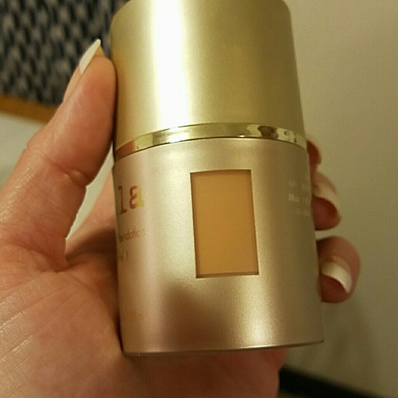 Stila | Makeup | Stila Stay All Day Foundation | Poshmark